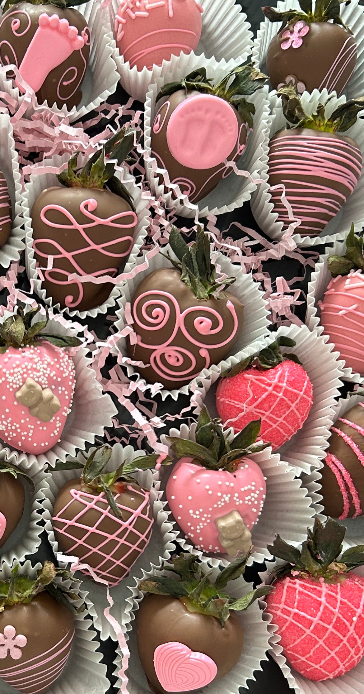 Chocolate covered strawberries $30 dozen – Amazing Sweets Bakery